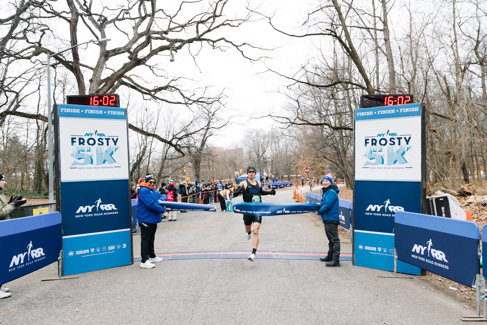 2025 NYRR Frosty 5K Photo Gallery
