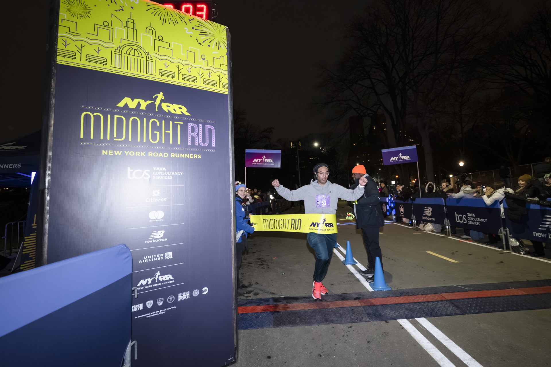 2025 NYRR Midnight Run Race Day Photo Gallery